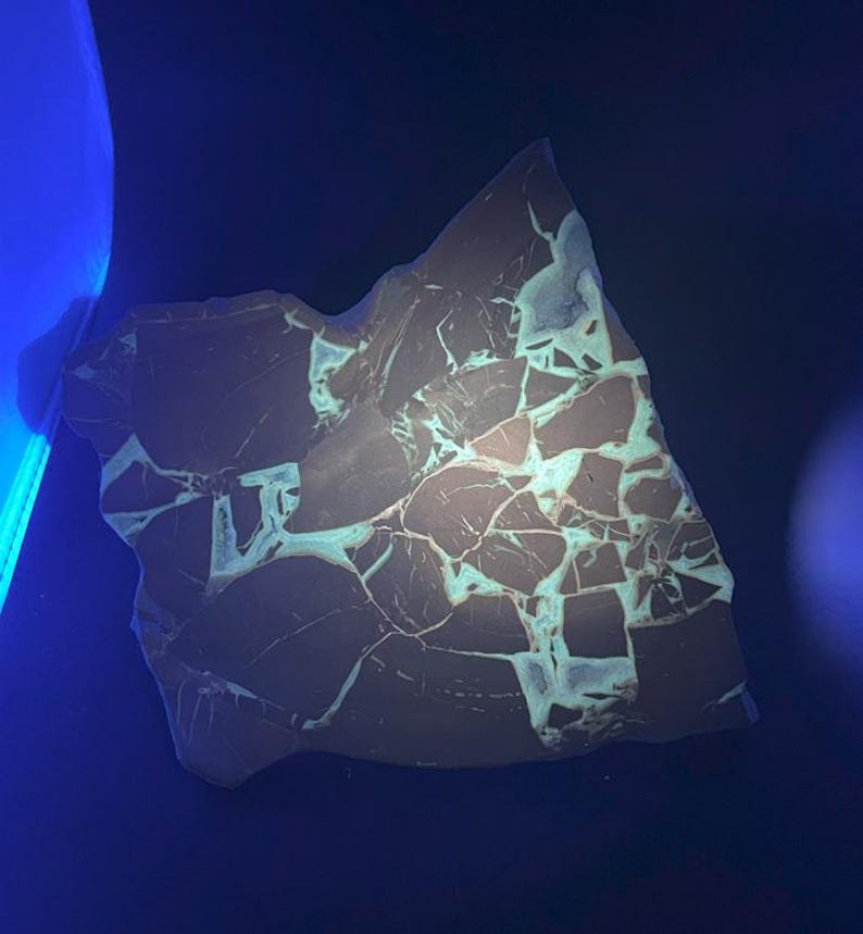 Septarian Nodule Slice (UV Reactive) - Etsy