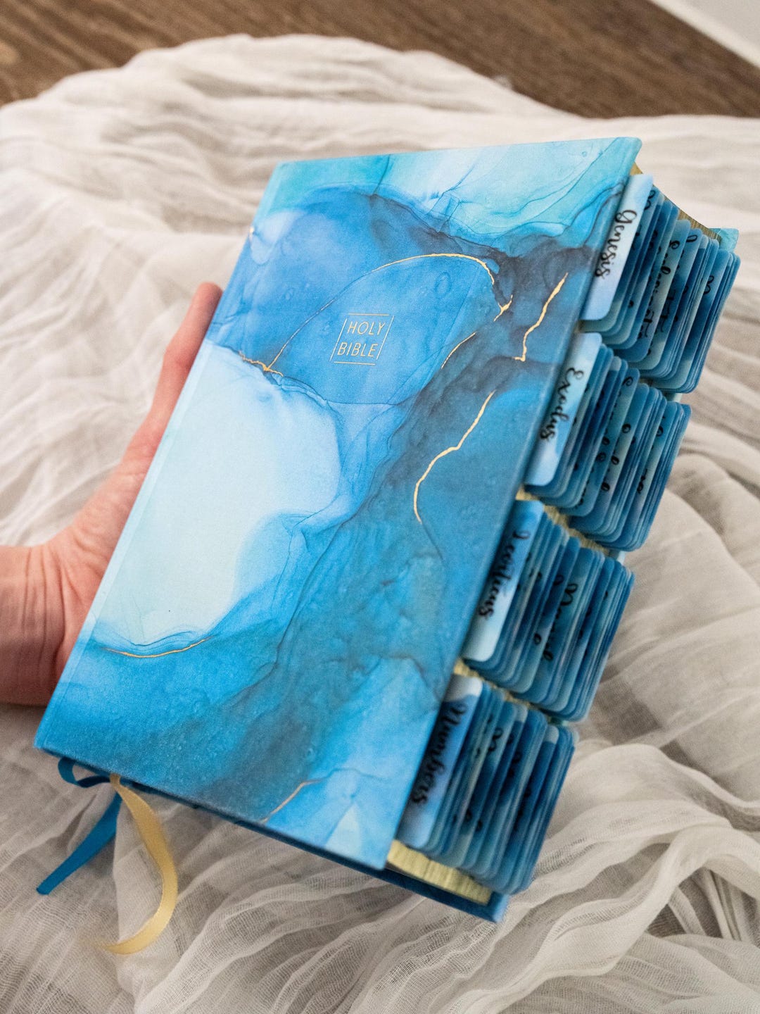 Blue Artisan NIV Journaling Bible With Tabs, Handcrafted Tabs, Cloth ...