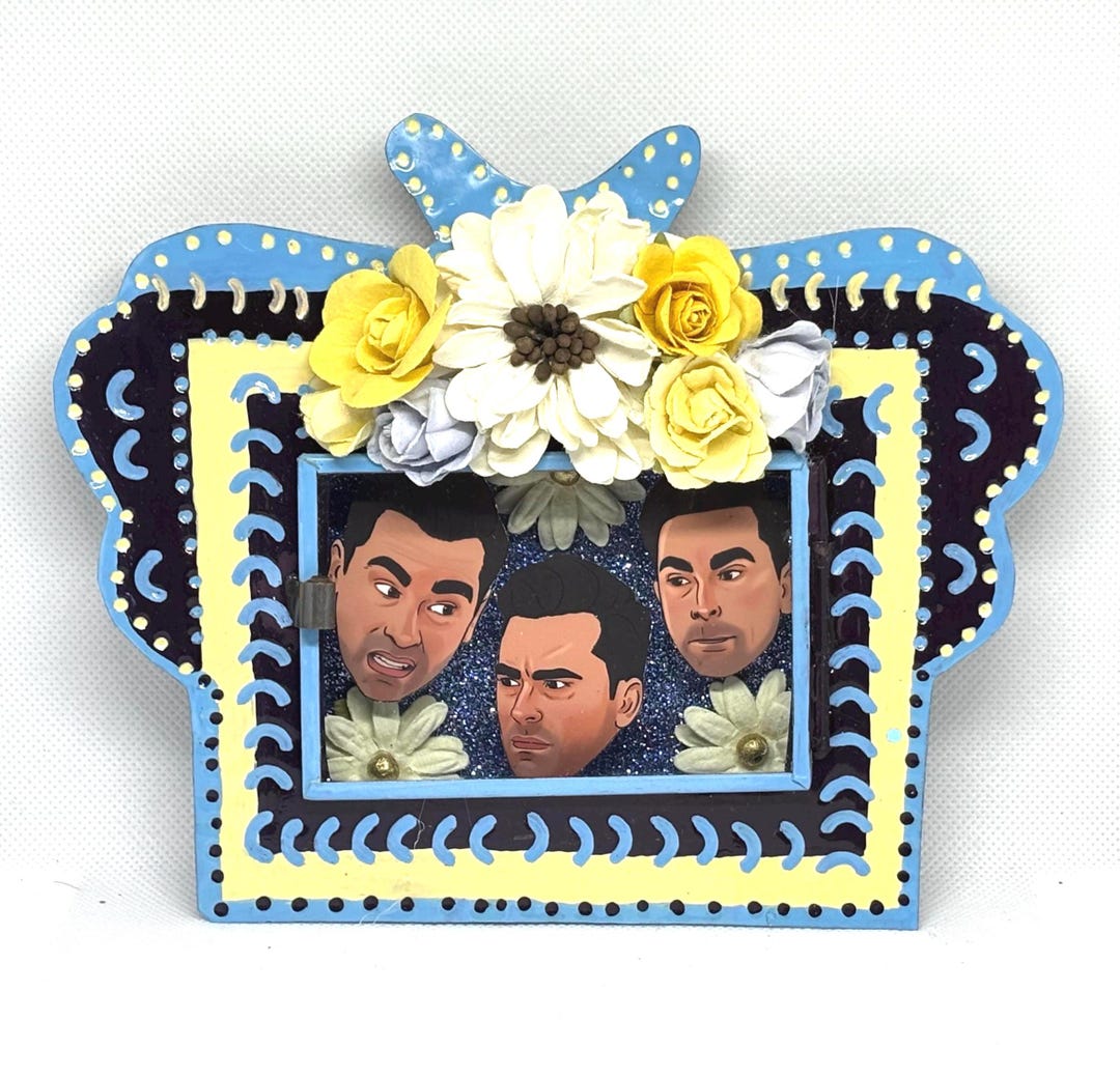 David Rose Face Schitts Creek Nicho Shadowbox Shrine, David Rose, Moira ...