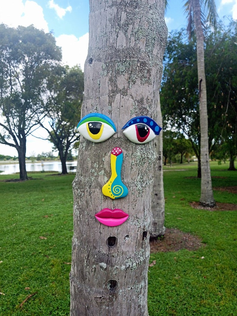 Tree Face Sculpture Eye Catching Style, Handmade by Artist, Decor ...