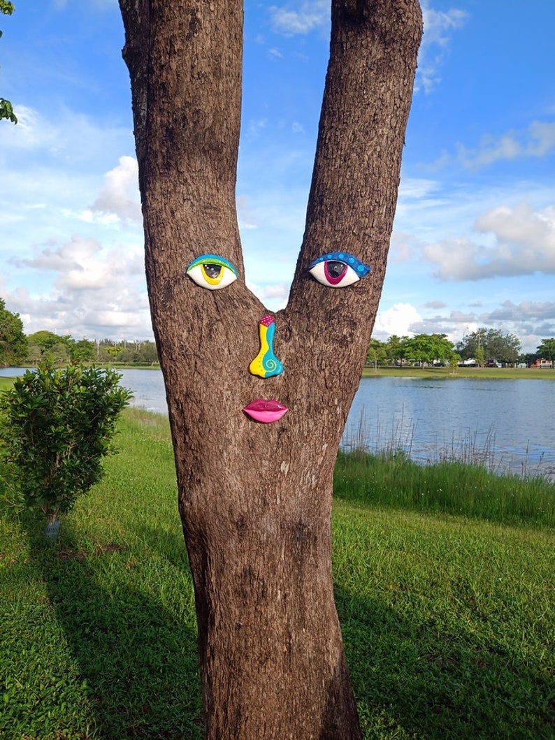 Tree Face Sculpture Eye Catching Style, Handmade by Artist, Decor ...