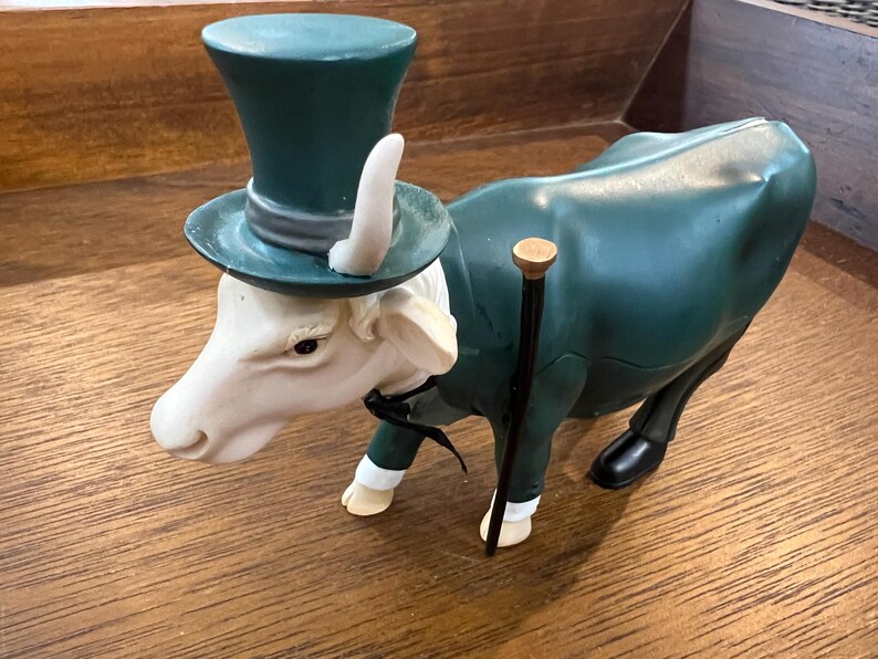 Cow Parade Wizard of Oz Glinda Lollipop Munchkin Sculptures - Etsy