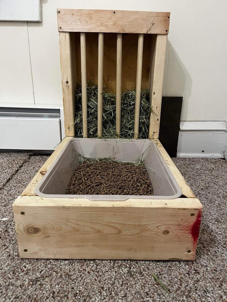 Small Wood Litter Box and Hay Feeder - Etsy