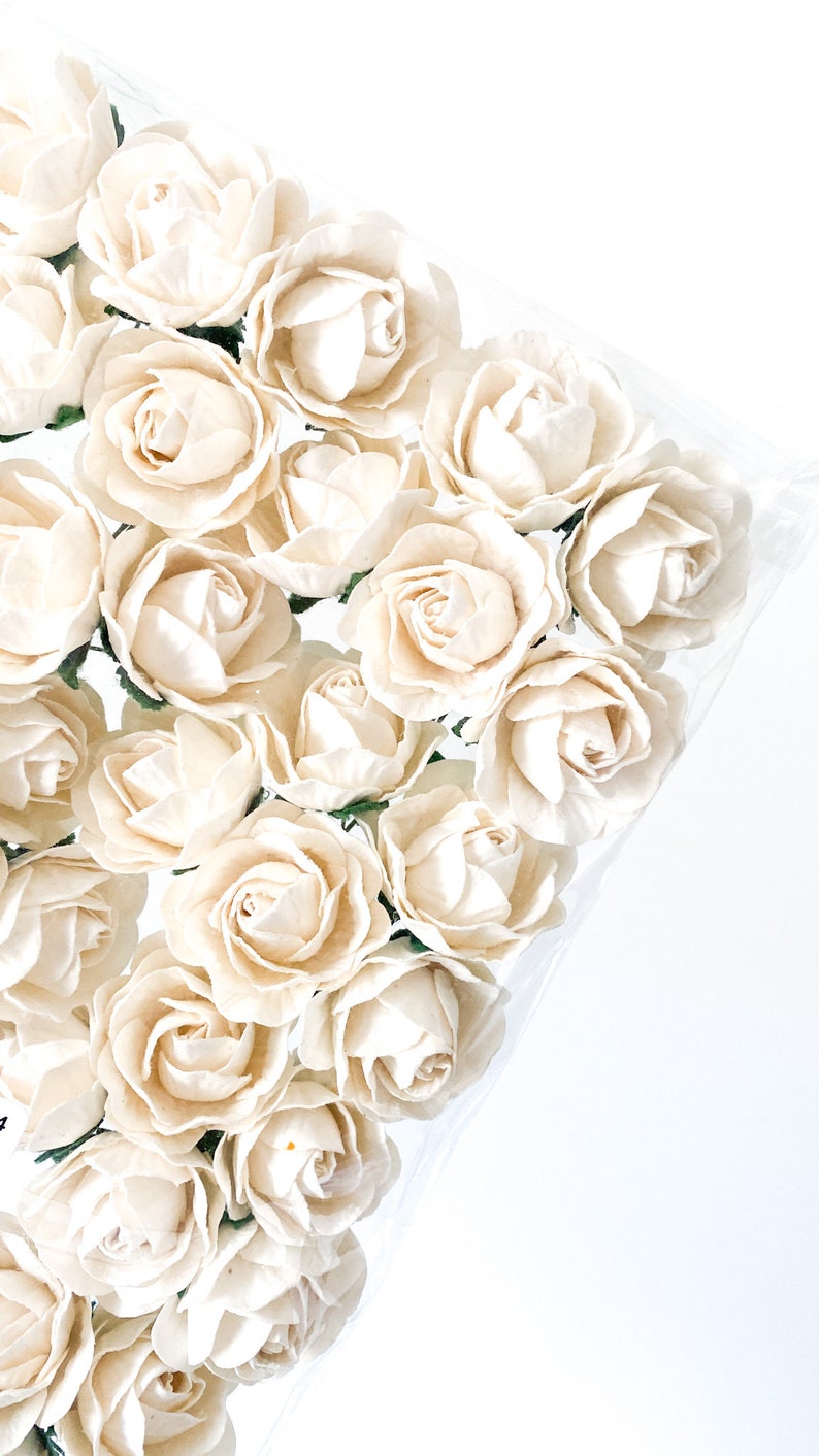 50 Ranunculus Buds Mulberry Paper Flowers in IVORY Artificial Flowers ...