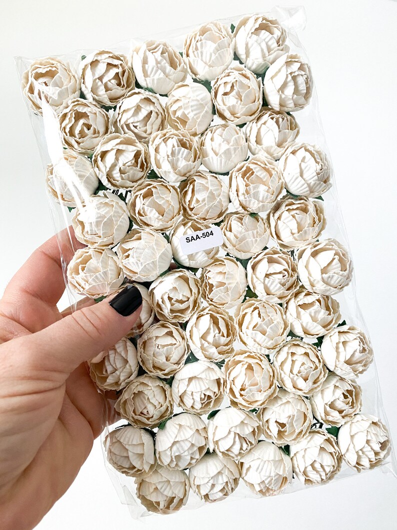 50 Ranunculus Buds Mulberry Paper Flowers in IVORY Artificial Flowers ...