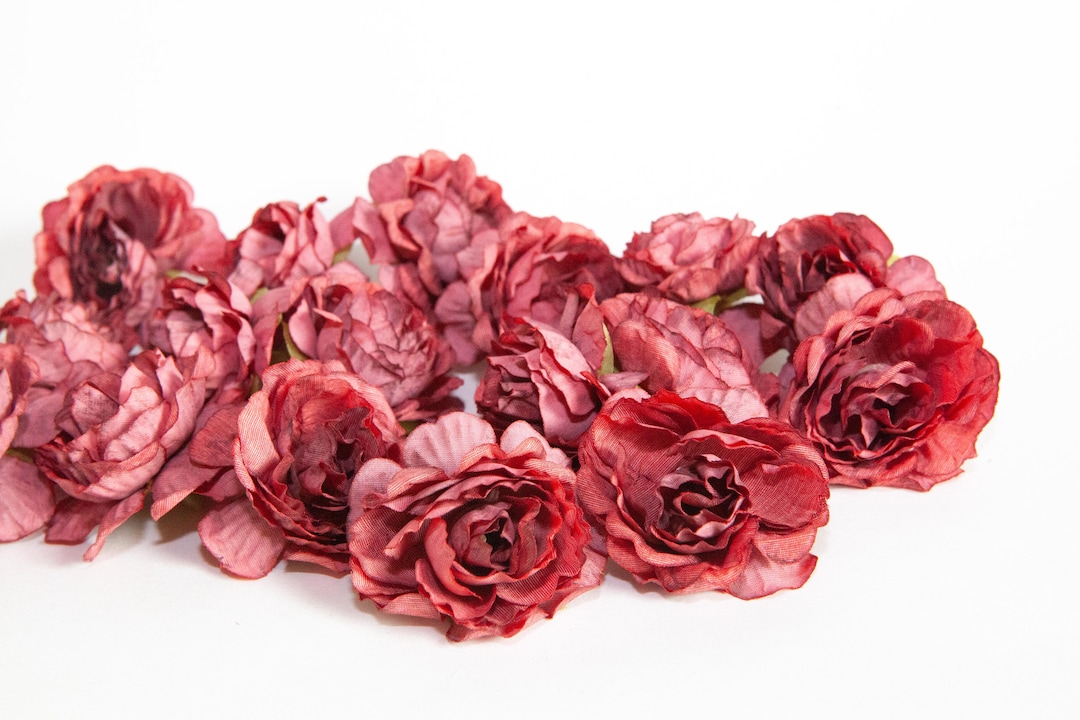 20 Artificial Wild Carnations in Red - Artificial Flowers - See ...