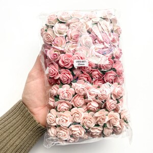 100 Open Rose Mulberry Paper Flowers in Pink Tones Mix - 10-25mm ...