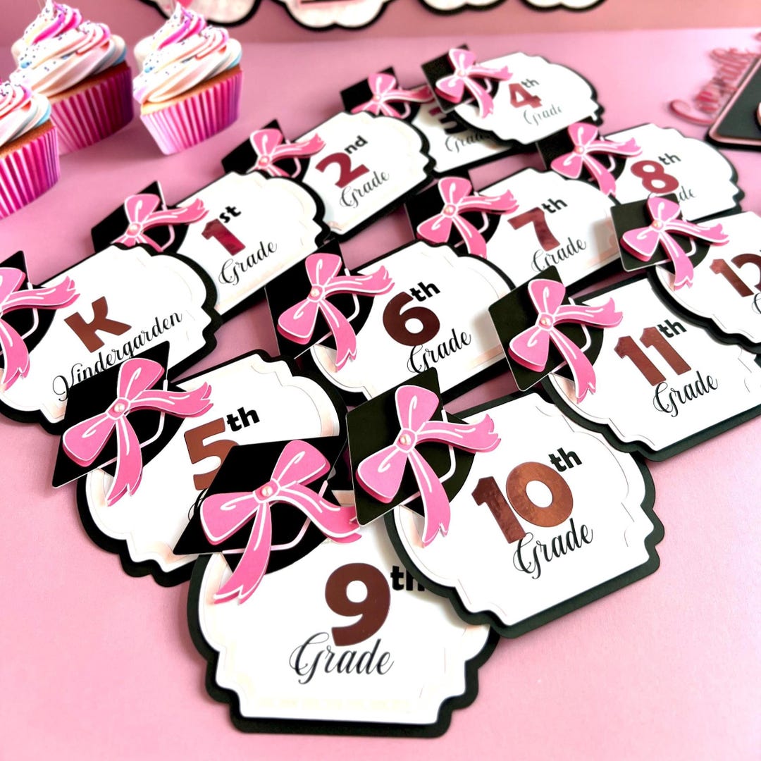 Coquette Graduation Photo Banner: Pink Bow, Class of 2026 - Etsy