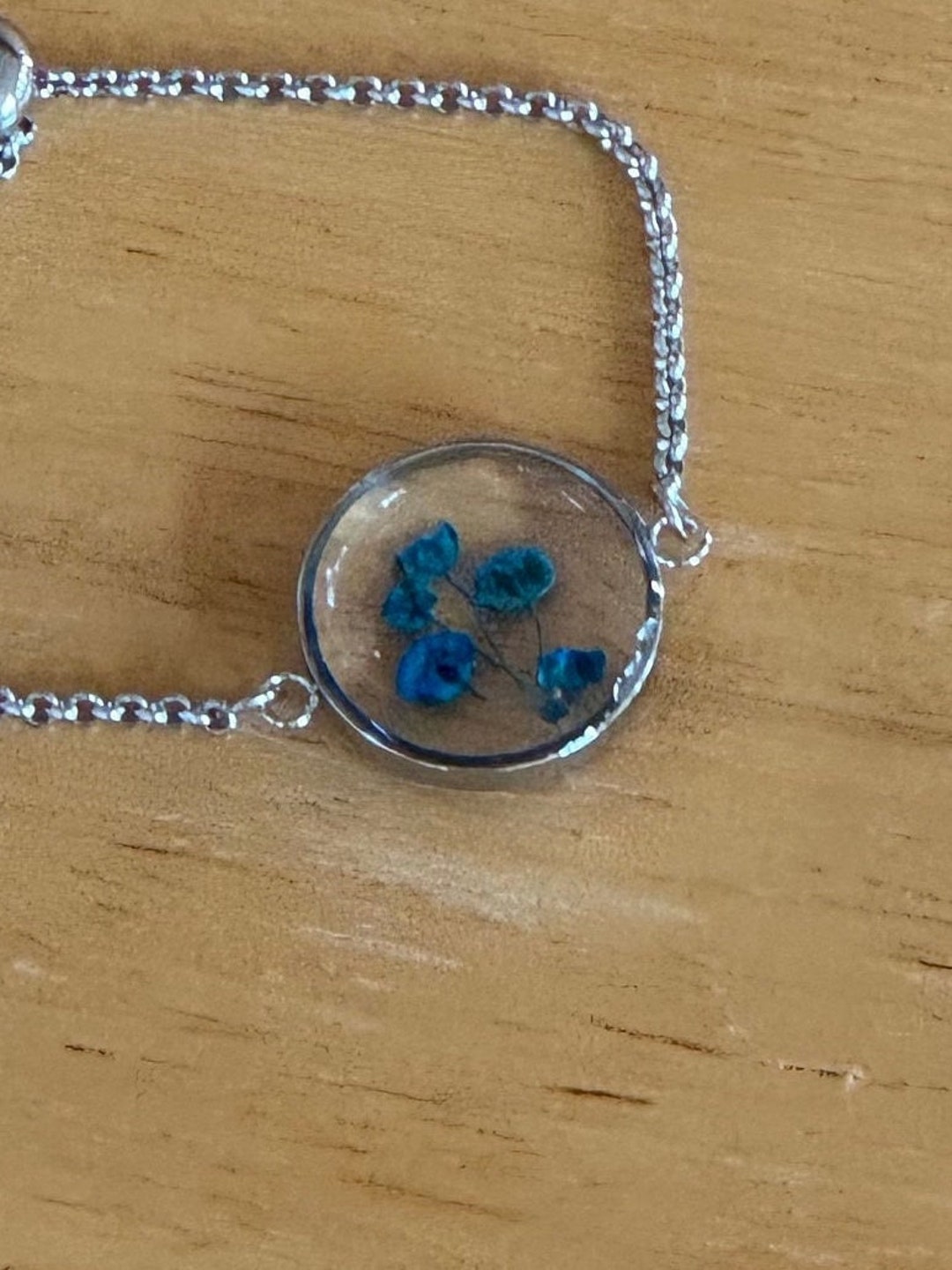 Blue Pressed Flowers in Open Silver Toned Bezel Bracelet. Silver Toned ...