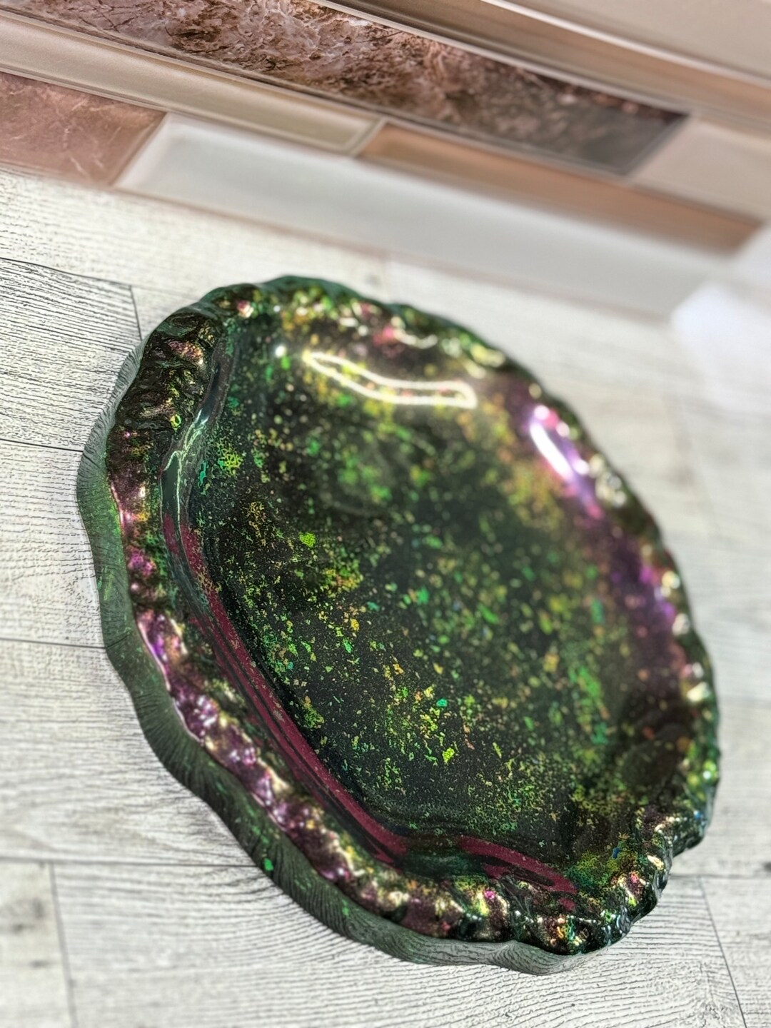 Gorgeous Color Shifting Decorative Tray Colors Shift From Pink to Green ...