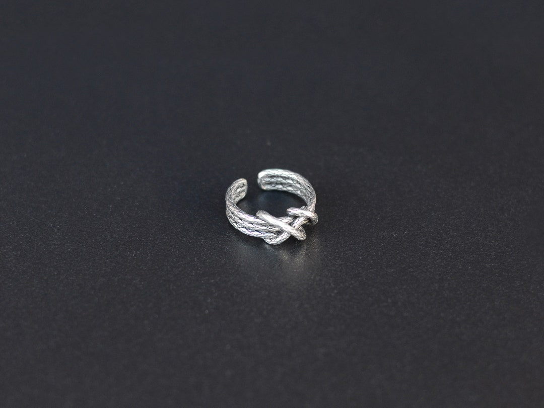 Vintage Silver Rope Knot Ring: Twisted Chain Band, Stackable Design ...