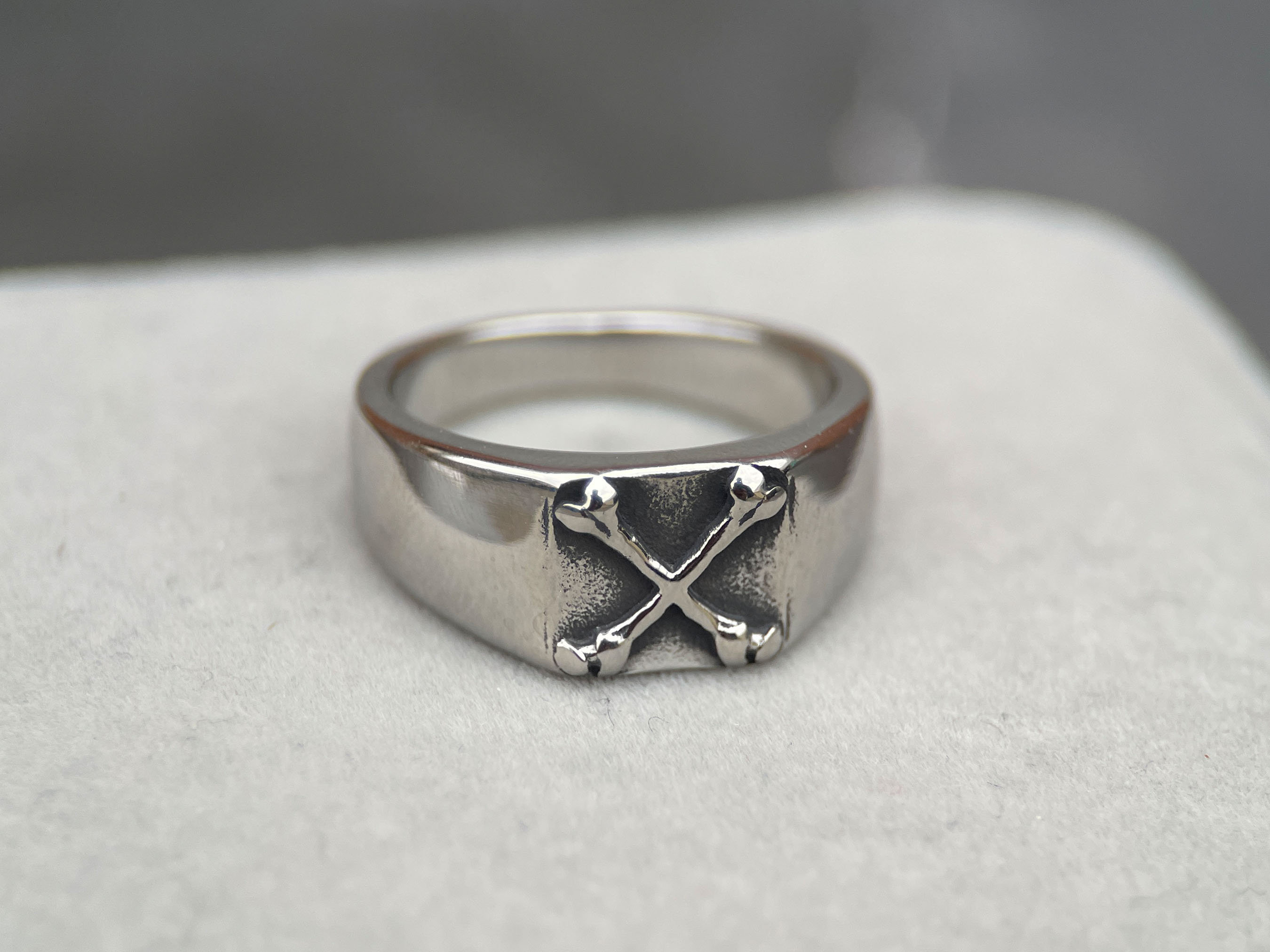 Men's Gothic Crossbones Signet Ring, Stainless Steel Skeleton Bones ...
