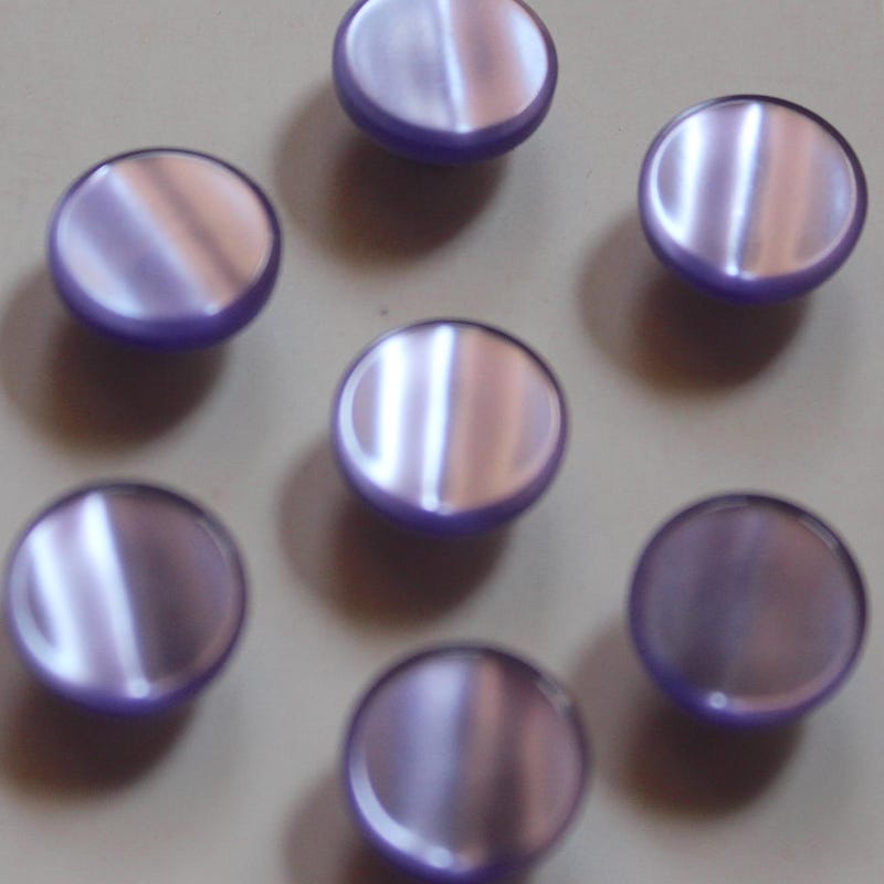 Violet Buttons - Etsy