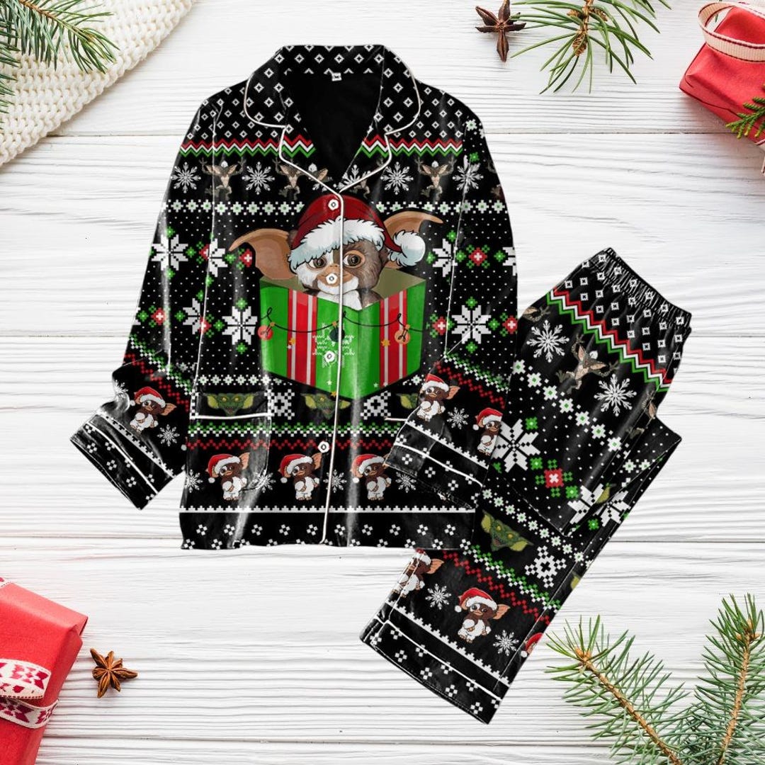 Gremlins Holiday Pajamas Set, Gremlins Gizmo Christmas Pajamas Set ...