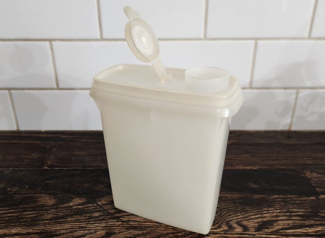 Vintage Tupperware Store N Pour Junior Cereal Snack Keeper #299 With ...