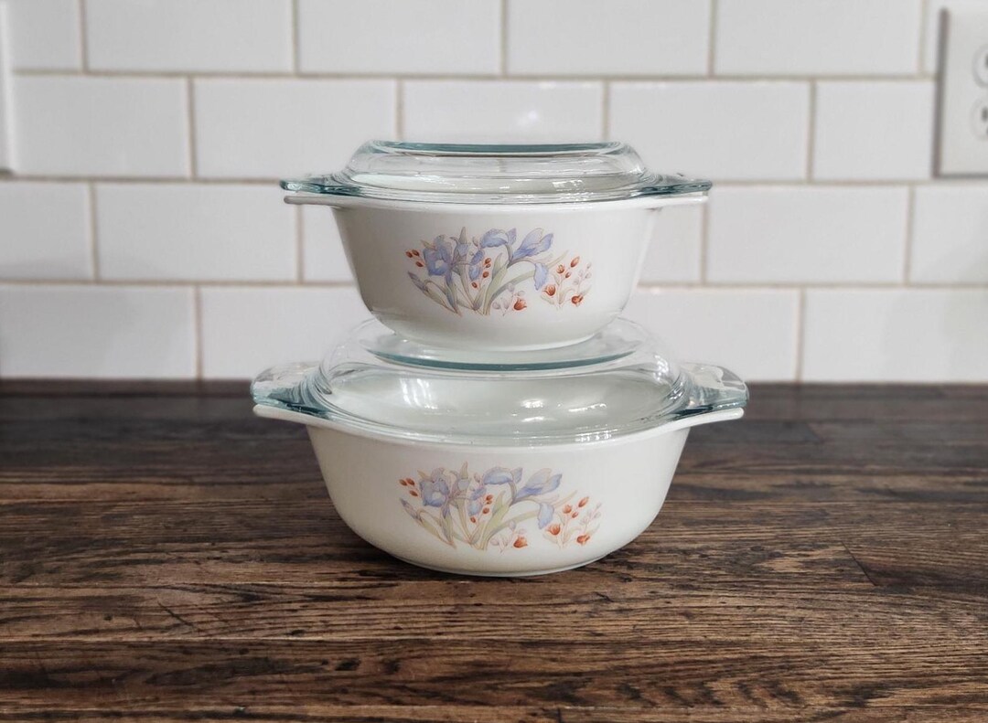 Vintage Pyrex England Blue Iris Casserole Dishes Set of 2 With Pyrex ...