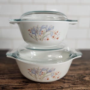 Vintage Pyrex England Blue Iris Casserole Dishes Set of 2 With Pyrex ...