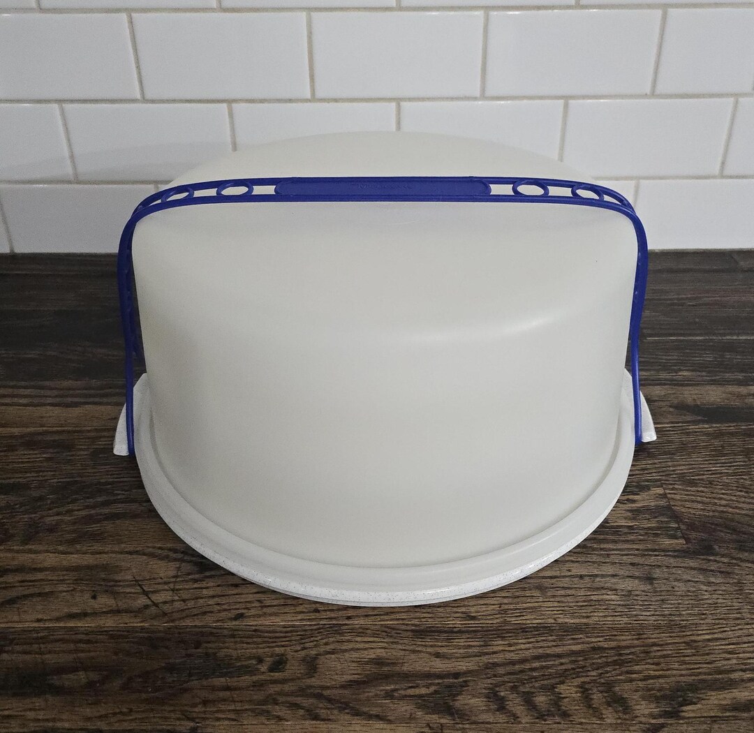 Vintage Tupperware Round Cake Carrier White Speckled Base With Blue ...