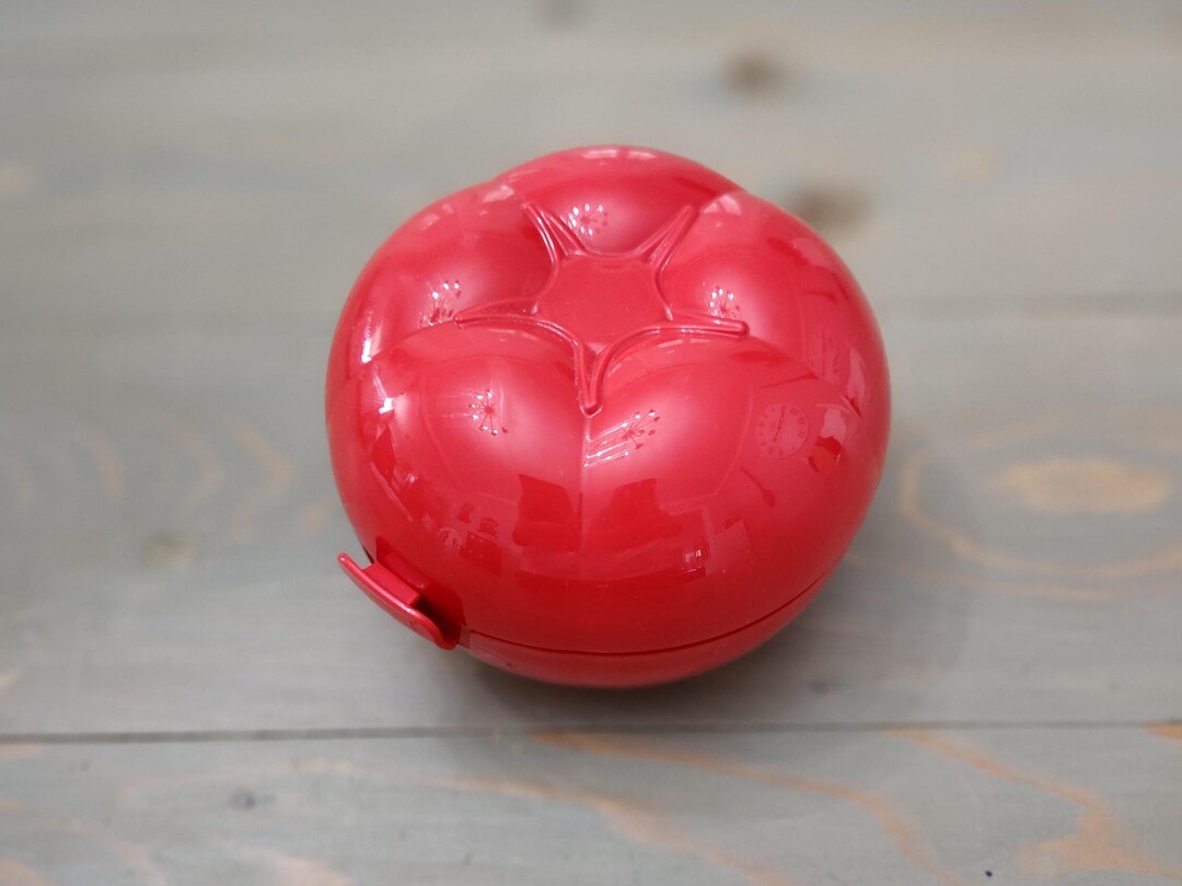 Tupperware Red Tomato Keeper Container 6582A-4 - Etsy