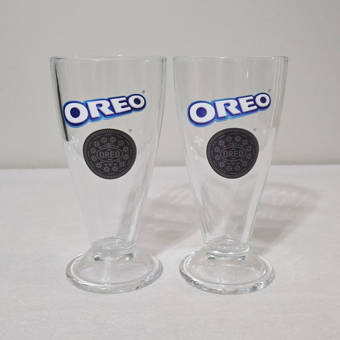 Set of 2 Oreo Cookie Milkshake Glasses, 7” Clear Glass Pedestal Soda ...