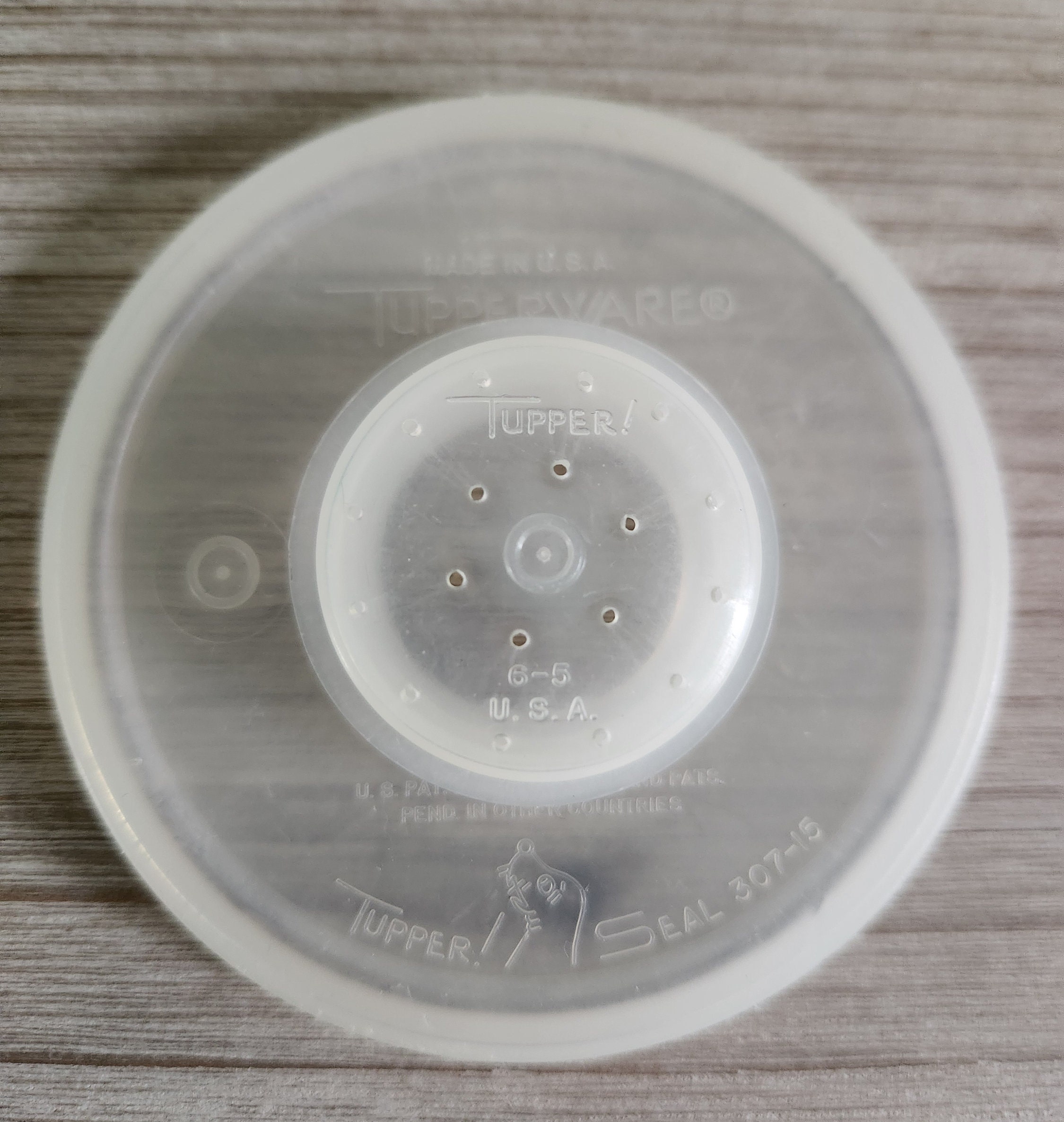 Vintage Tupperware Laundry Sprinkler 107-21 Tupper Seal 307-15 6-5 - Etsy