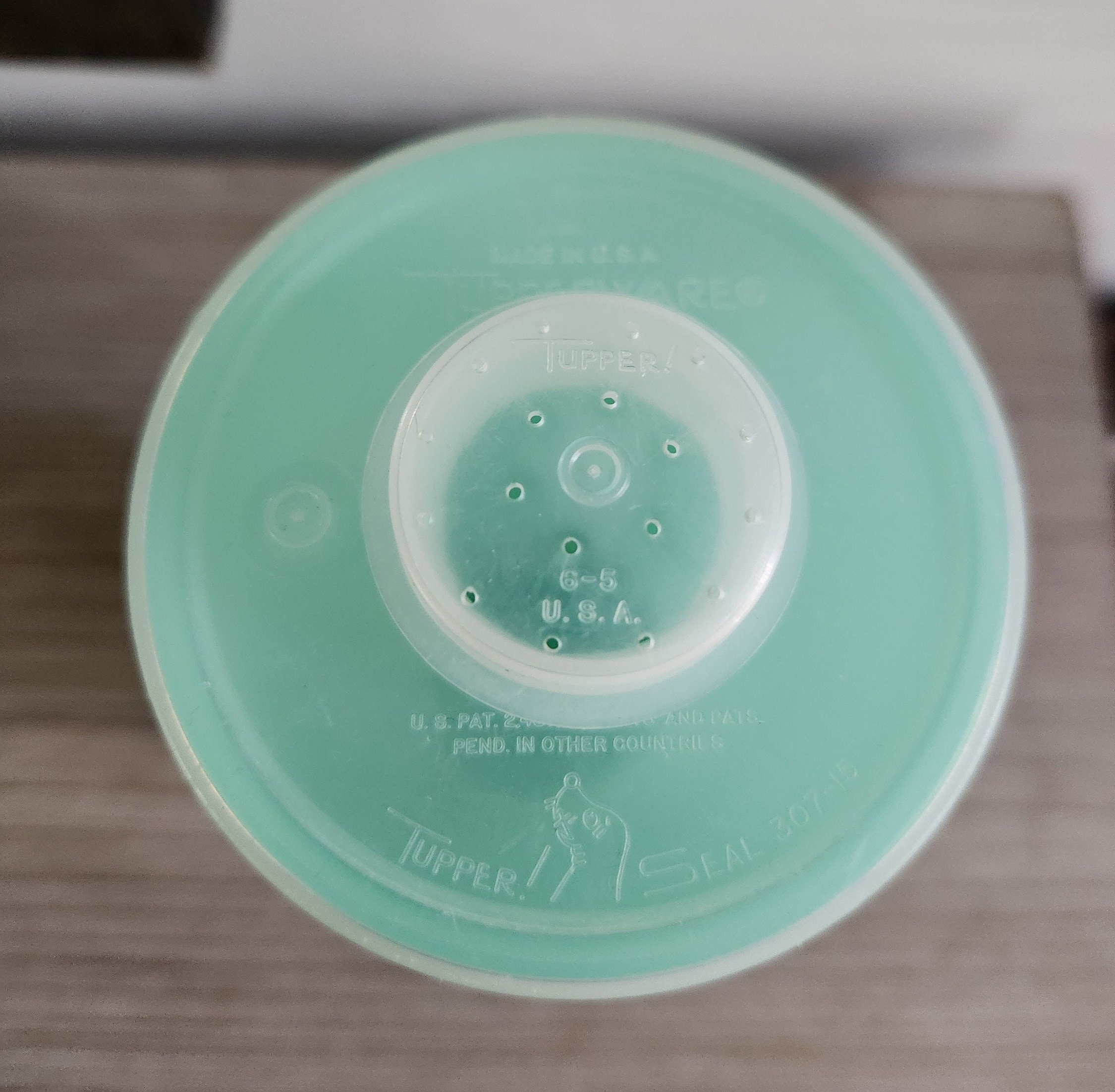 Vintage Tupperware Laundry Sprinkler 107-21 Tupper Seal 307-15 6-5 - Etsy