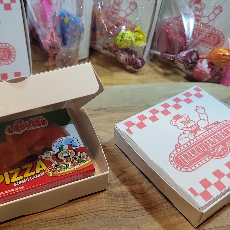 Five Nights at Freddys Pizza Boxes - Etsy