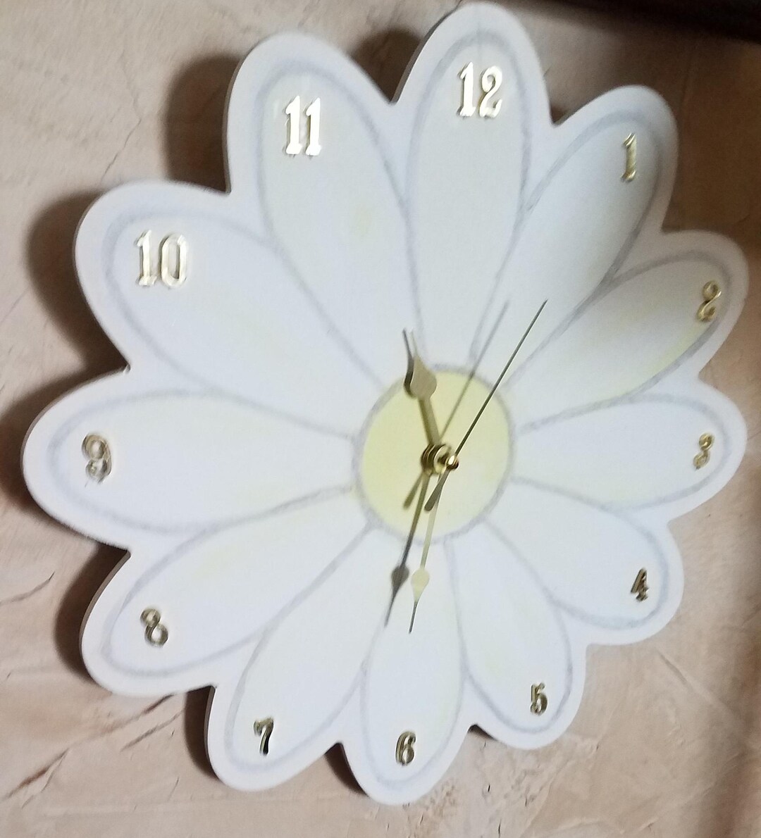 Daisy Clock, Bedroom Clock, Kitchen Clock, Birthday Gift, Daisy Scouts ...