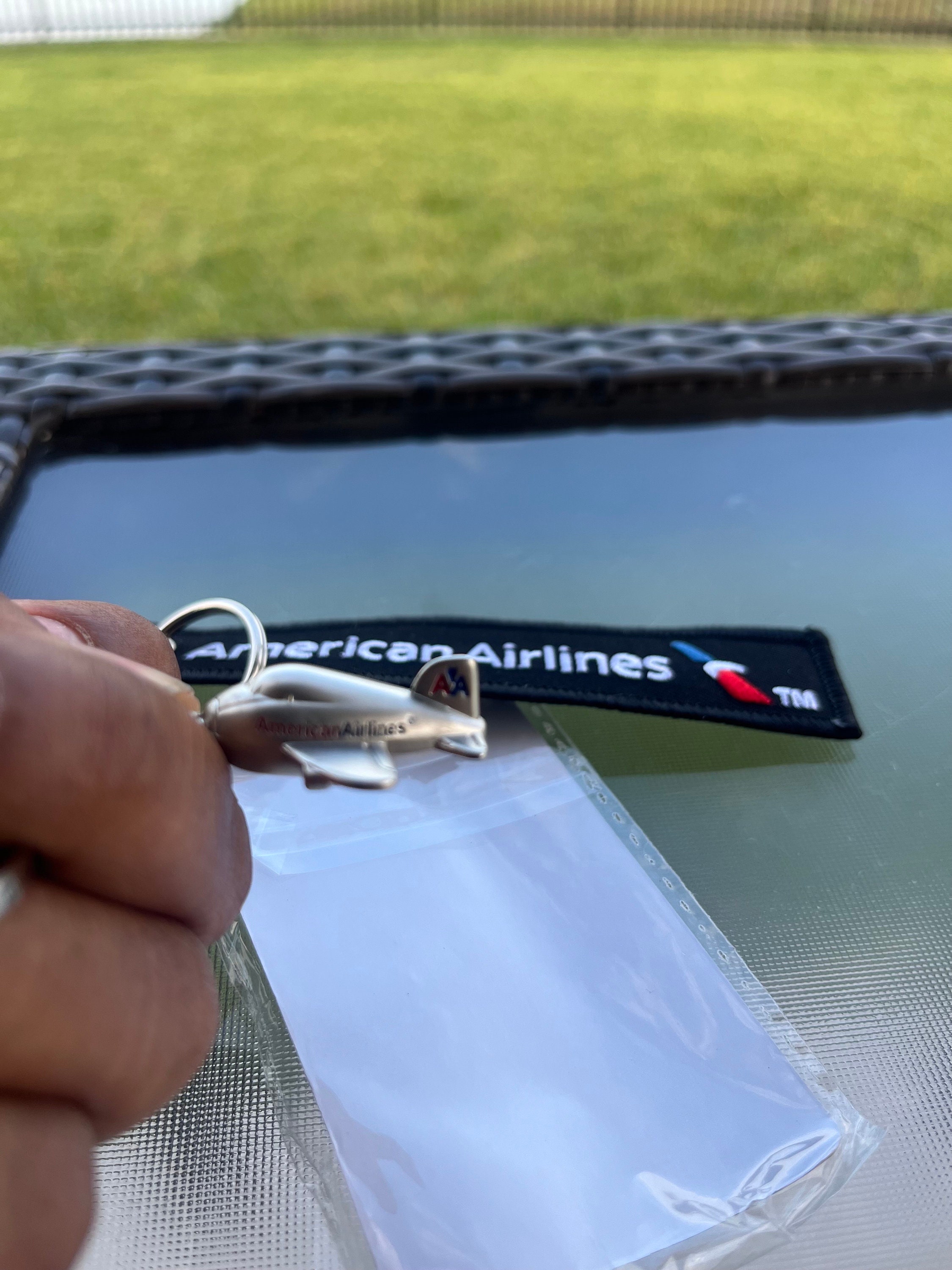 American Airlines Embroidery Key Chain With a Metal Airplanes Custom ...