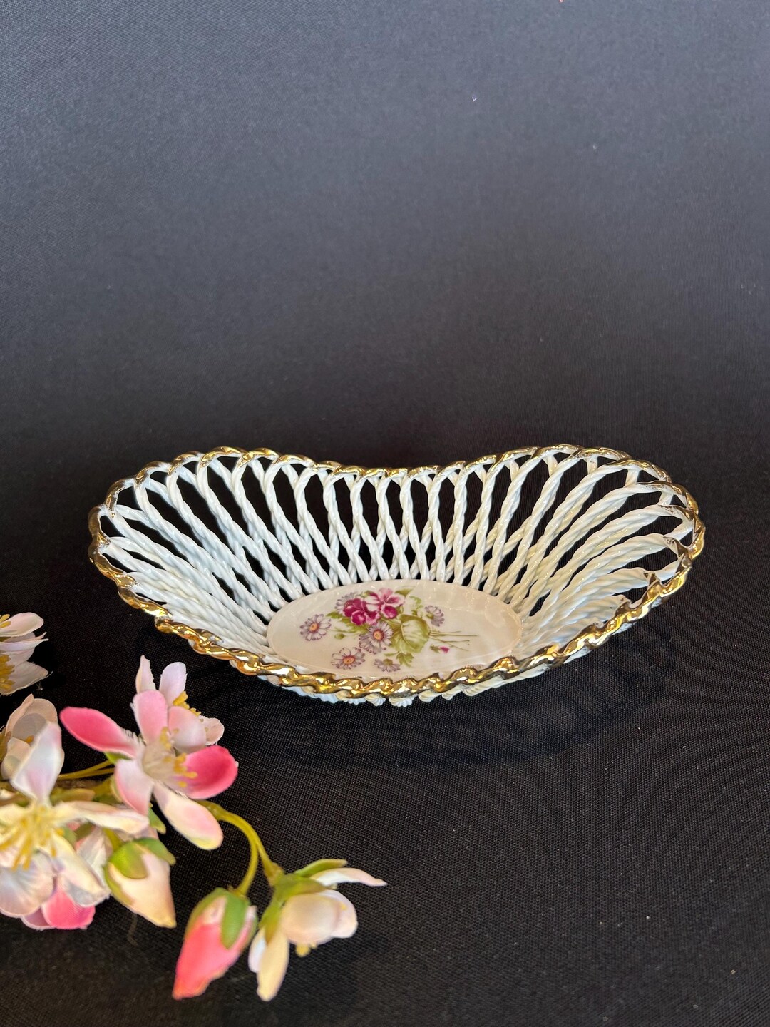 Romanian Porcelain Woven Bowl With Gold-colored Borders From the Apulum ...