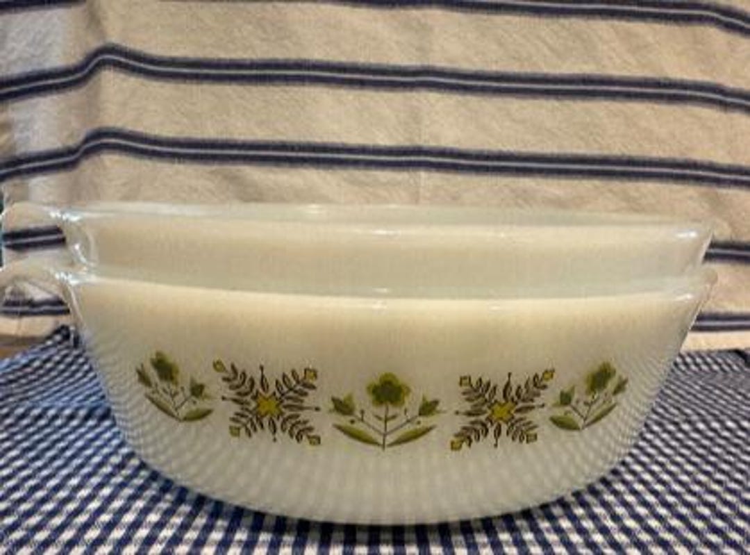 Vintage Anchor Hocking Fire King 2 Qt Casserole Dishes Round Milk Glass ...
