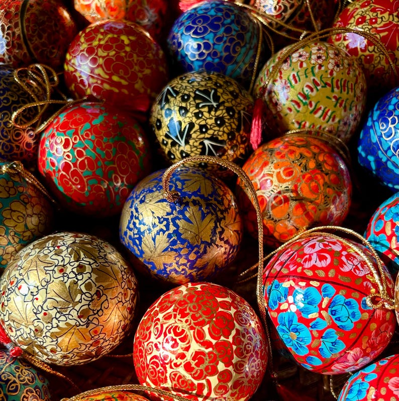 Assorted 2 Inch Handmade Papier-mache Ball Colorful Paper Mache ...