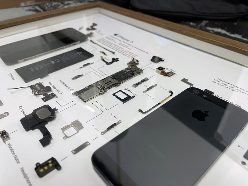 Disassembled iPhone 5 / 5S / SE Frame Art, Teardown With Framed Art ...