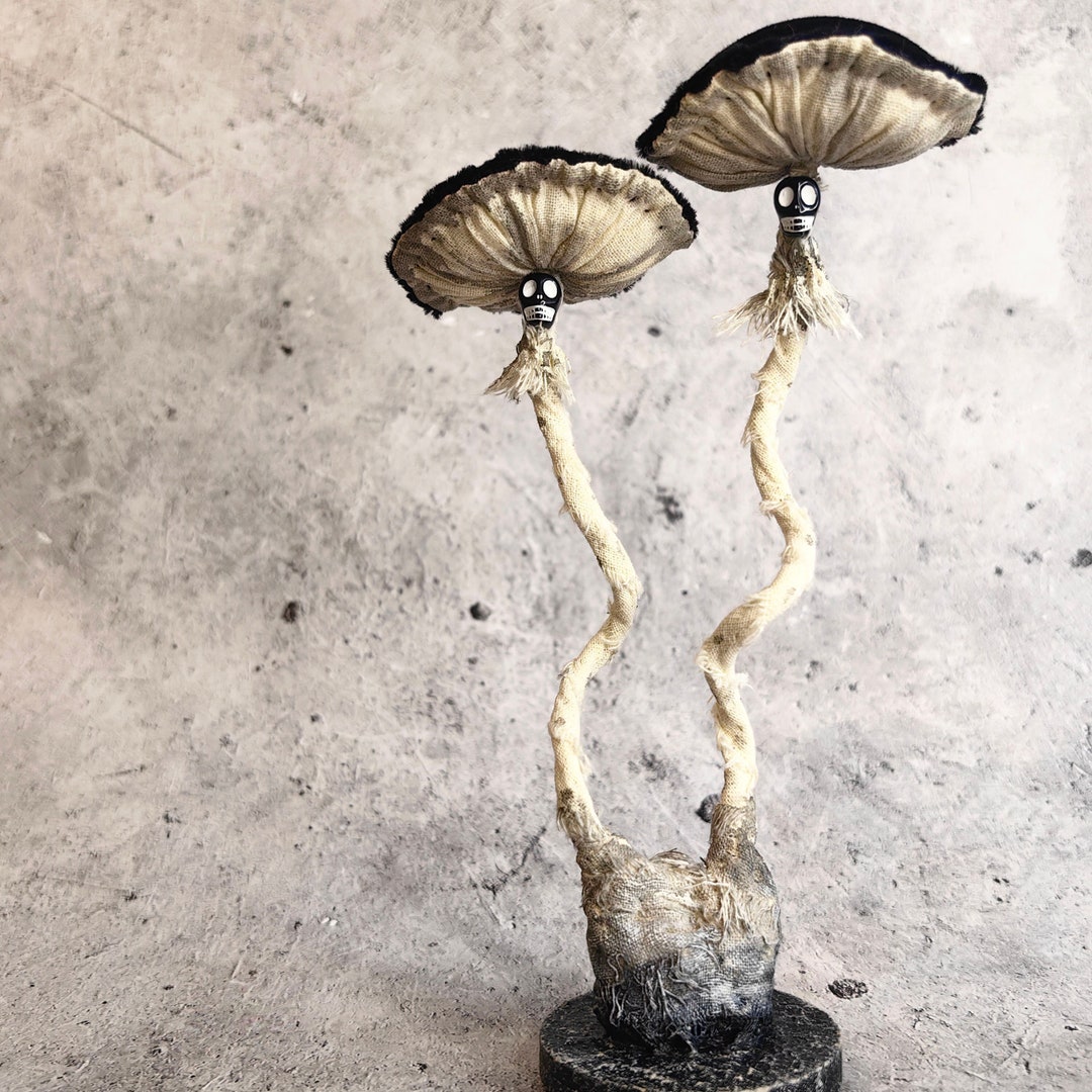 Black Skull Mushroom Gothic Home Decor Halloween Scary Decor Creepy ...