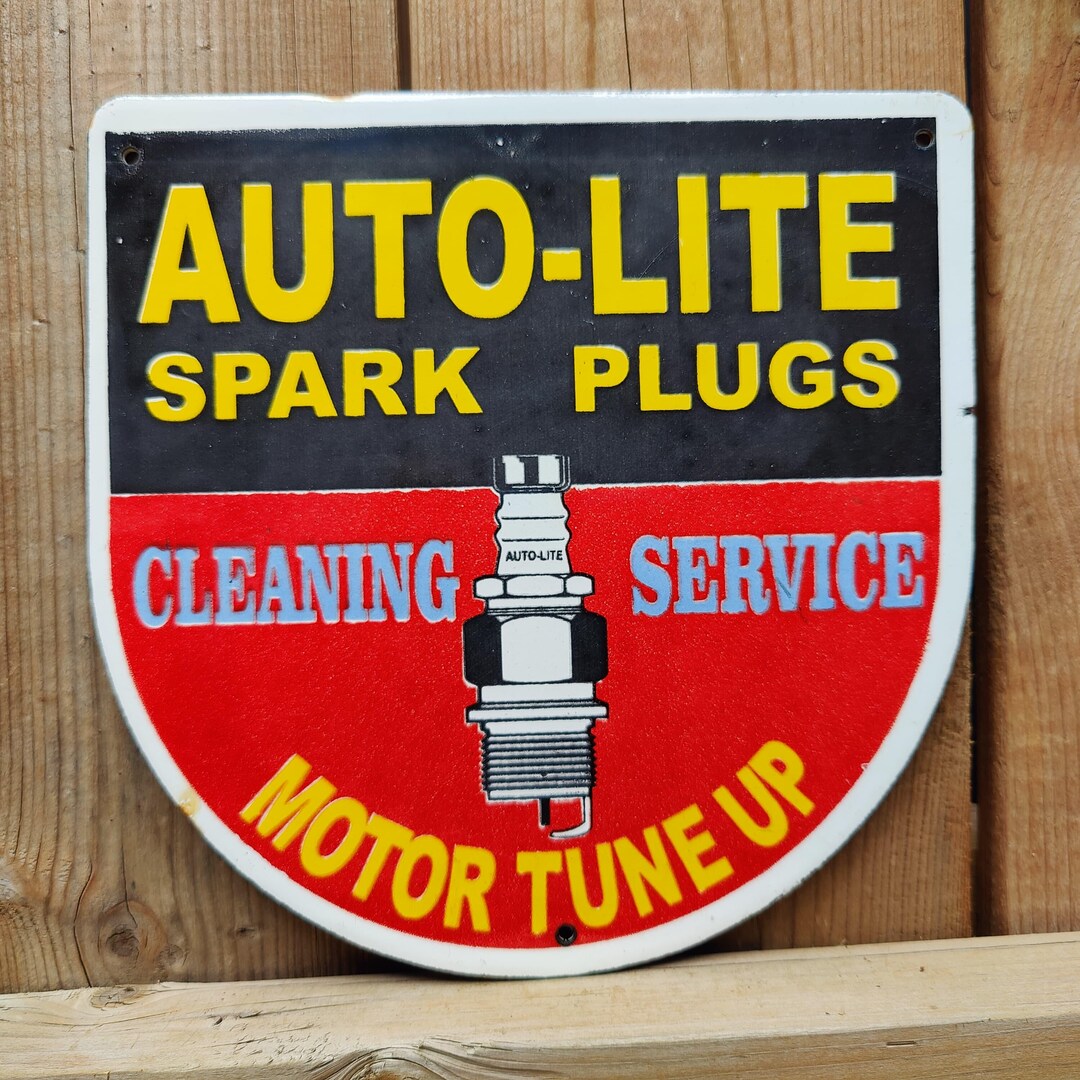 Vintage AUTOLITE SPARK PLUGS Porcelain Enamel Metal Metal Sign 7" X 5.5 ...