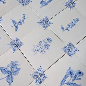 Handmade & Hand Painted Flower Motif Delft Inspired Porcelain Ceramic ...