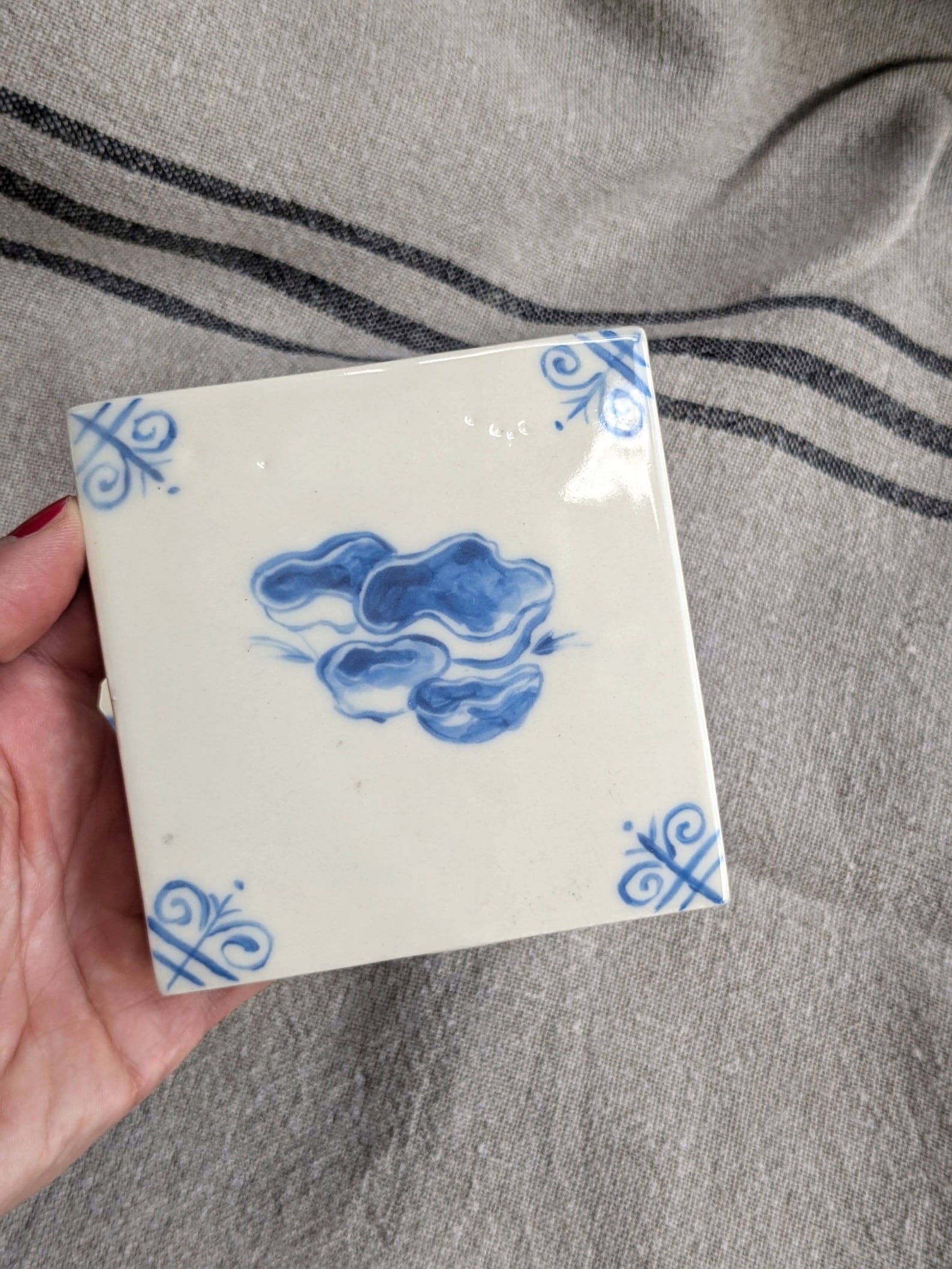 Handmade & Hand Painted Mushroom Motif Delft Inspired Porcelain Tiles ...