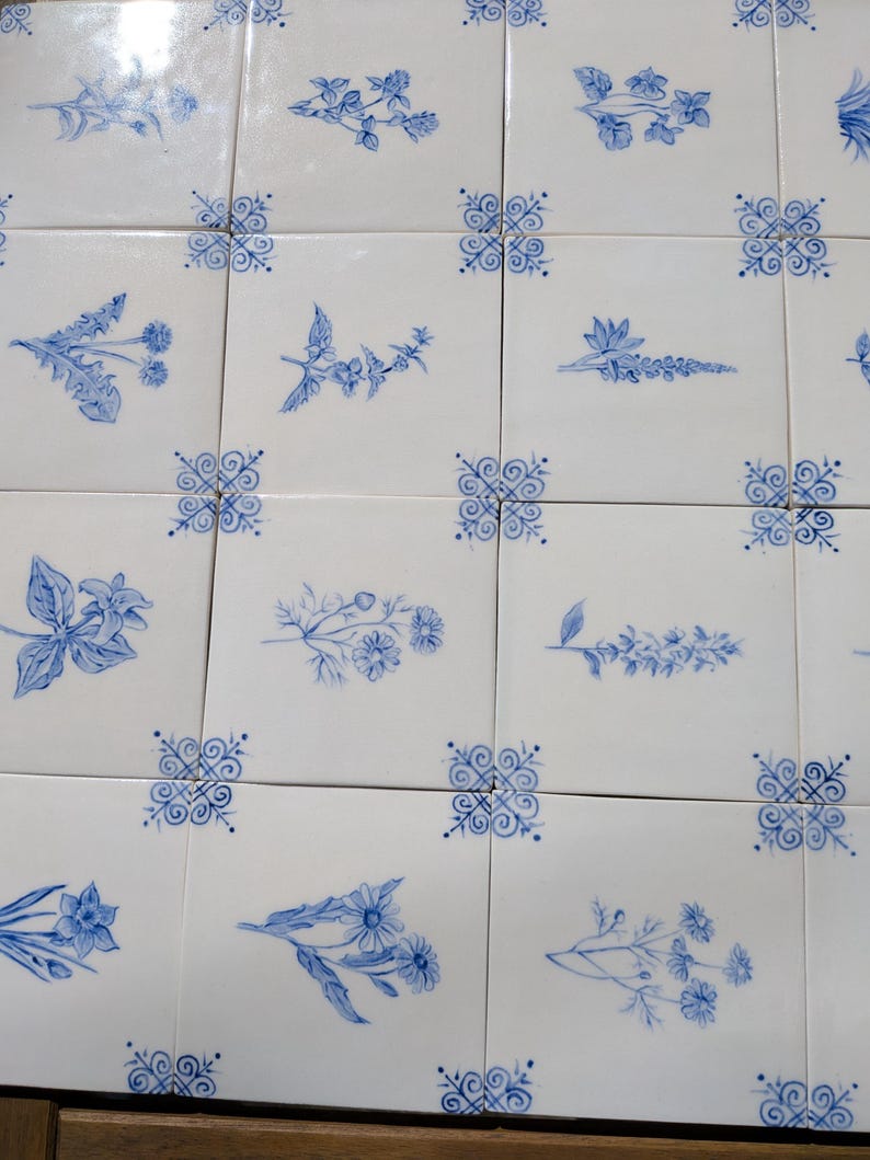 Handmade & Hand Painted Flower Motif Delft Inspired Porcelain Ceramic ...