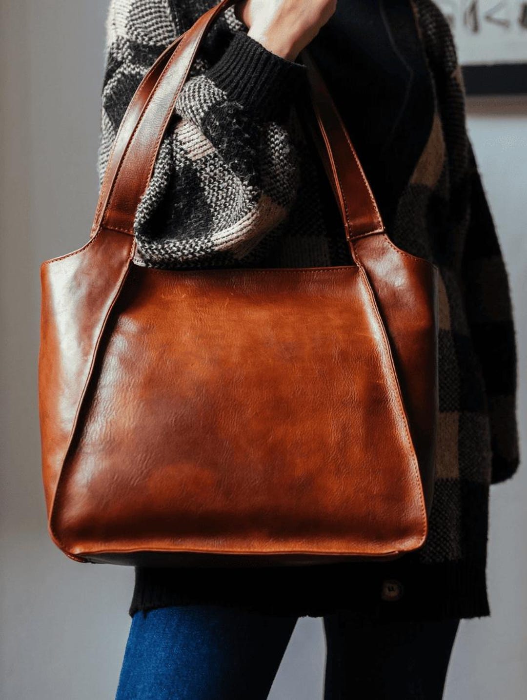 Handmade Full Grain Leather Handbag: Minimalist Crossbody Shoulder Bag ...