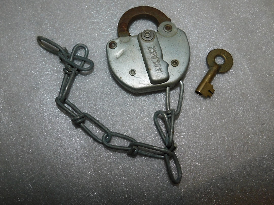 Adlake Railroad Switch Padlock With Key Marked L & N Louisville and ...