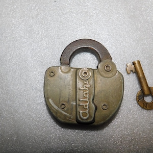 Adlake Mfg. Co. Steel Railroad Switch Lock With Key Marked C NW Chicago ...