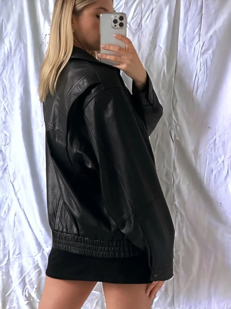 Women Luxurious Oversized Leather Bomber Jacket in Vintage Style ...