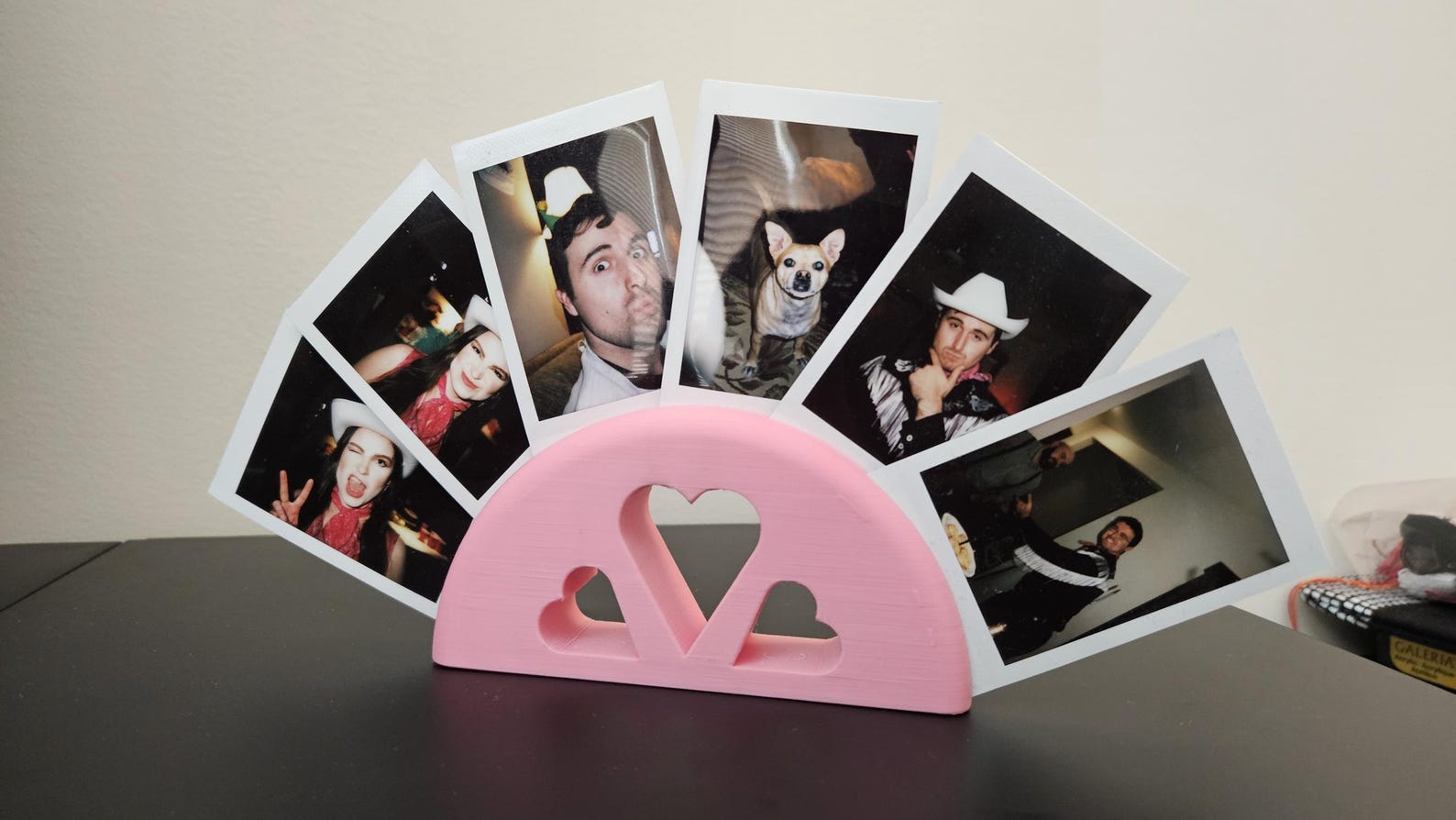 Decorative Multi Polaroid Display Stand - 6+ Pictures at Once - 3D ...