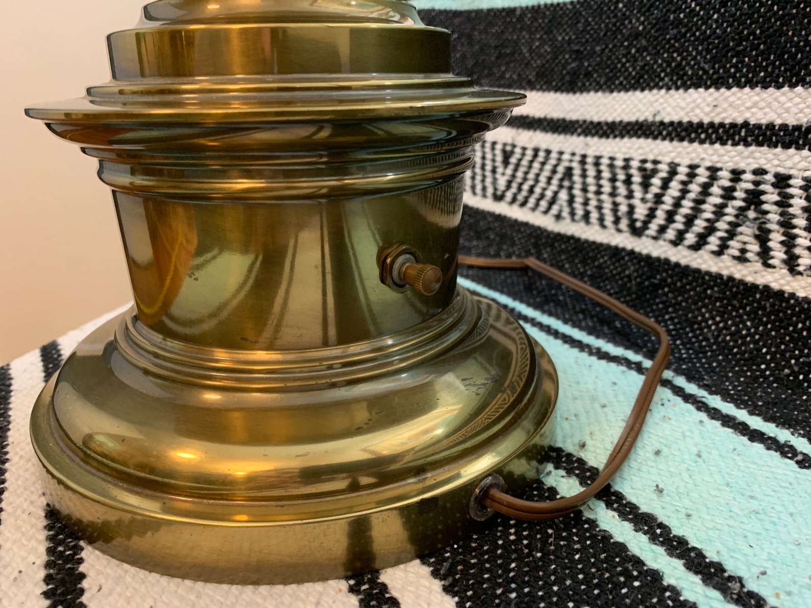 Vintage Stiffel Swirl Pattern Brass 3-way Base-switch Table Stand Out ...