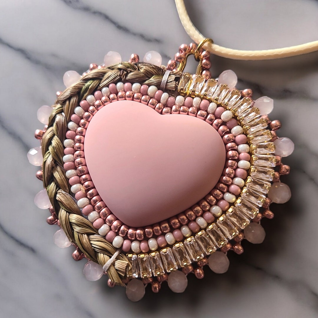 Pink Sweetgrass Heart Necklace - Etsy