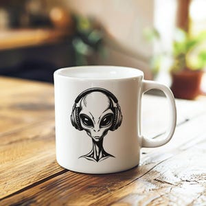 Alien Headphones | SVG PNG JPG | Headphones Alien | Alien | Alien T ...