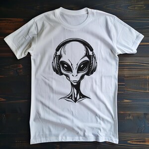 Alien Headphones | SVG PNG JPG | Headphones Alien | Alien | Alien T ...