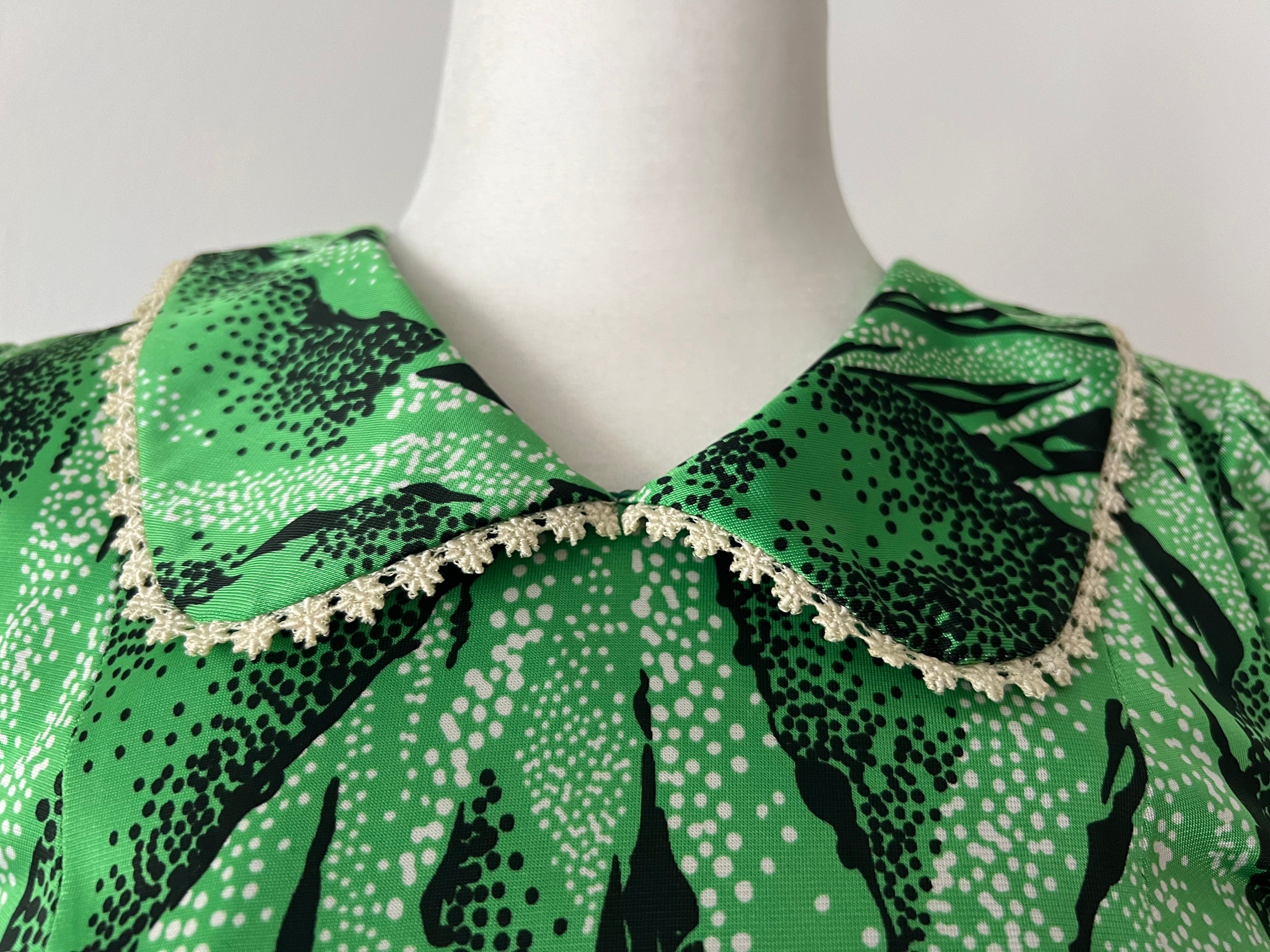 VINTAGE 60’s to Early 70’s Emerald Green Polyester Dress - Etsy