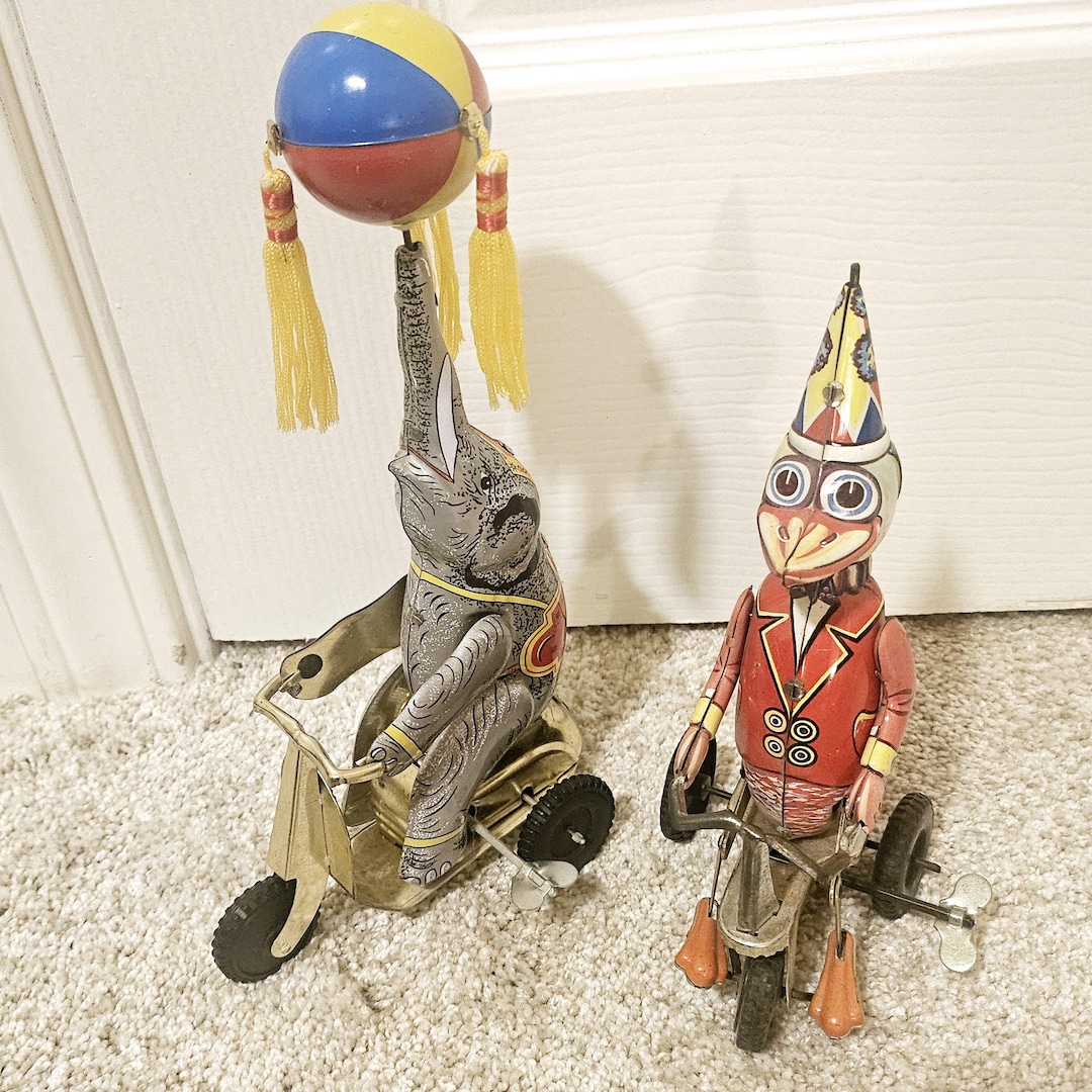 Set of 3 Vintage Tin Wind up Toys. Elephant, Duck and Panda. - Etsy