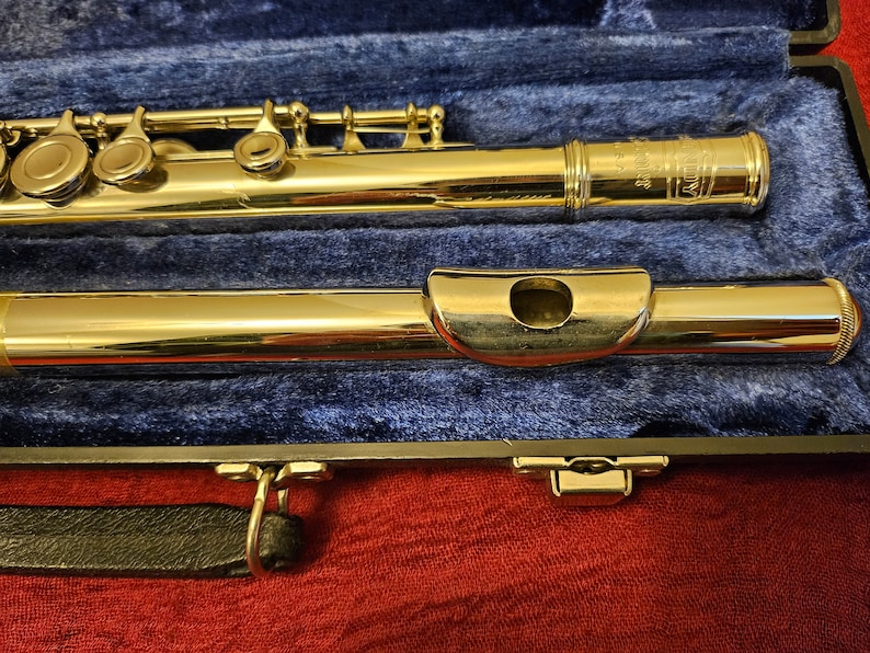 Vintage Selmer USA Bundy Flute Model 333787, Beautiful Condition! - Etsy